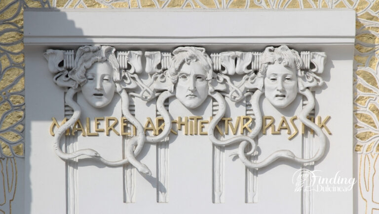 Unraveling the Mysterious Gorgons of Greek Mythology