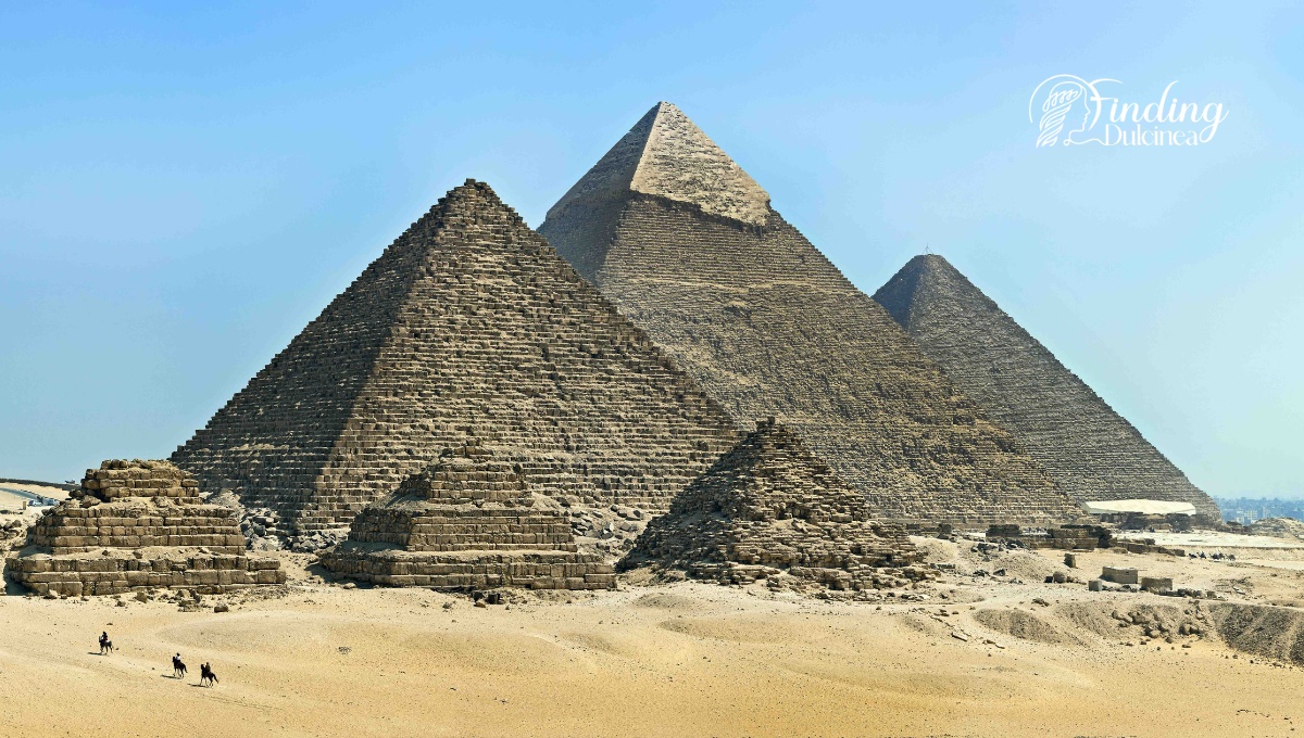 Who Are Buried Inside The Pyramids of Egypt?