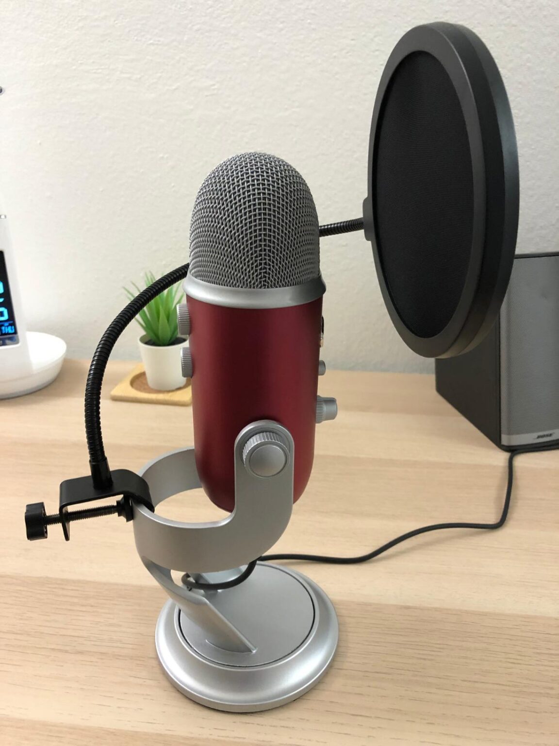 8 Best Pop Filters for Recording (May 2026)