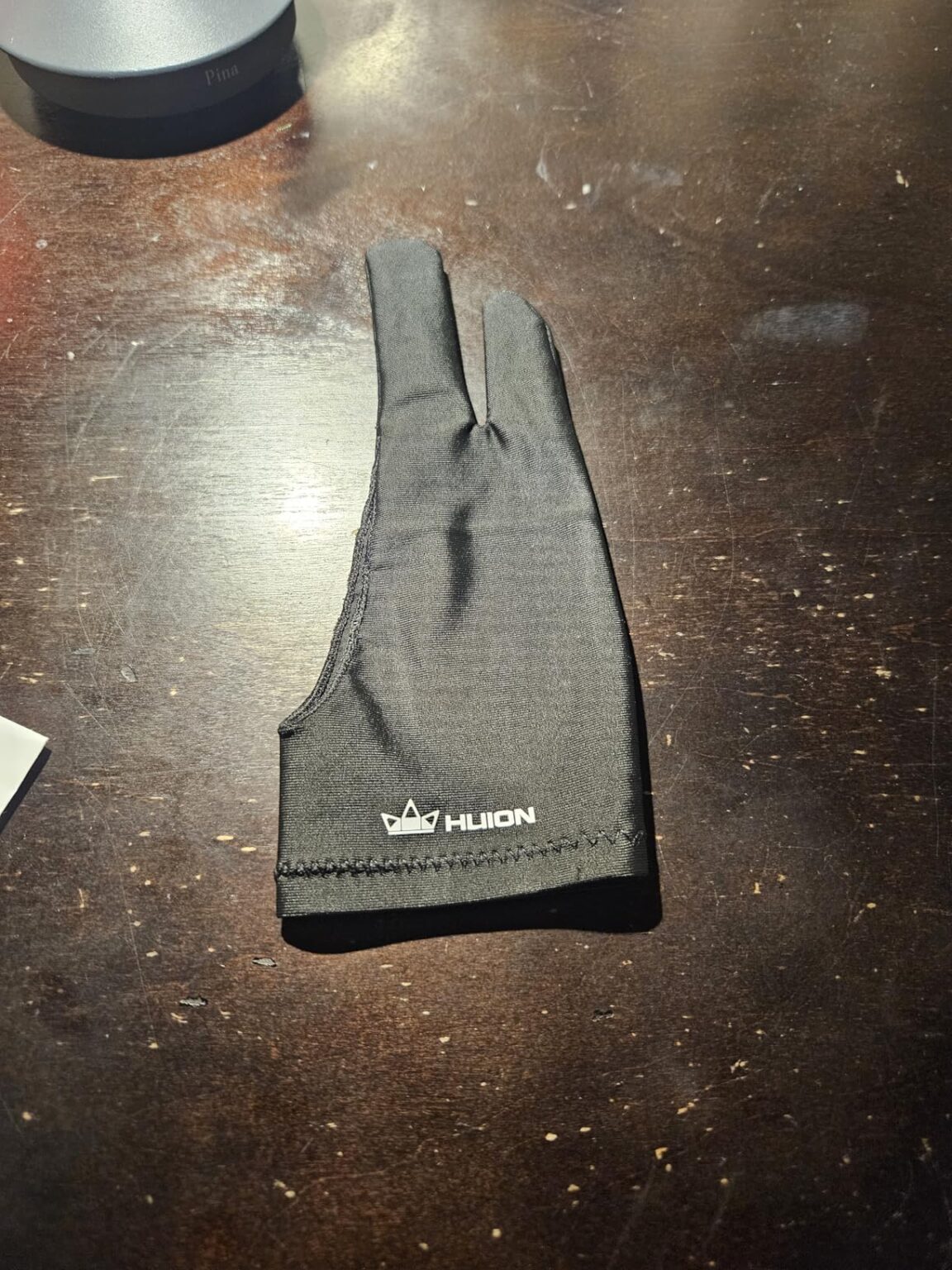 8 Best Drawing Gloves for Digital Artists (March 2026) Tested